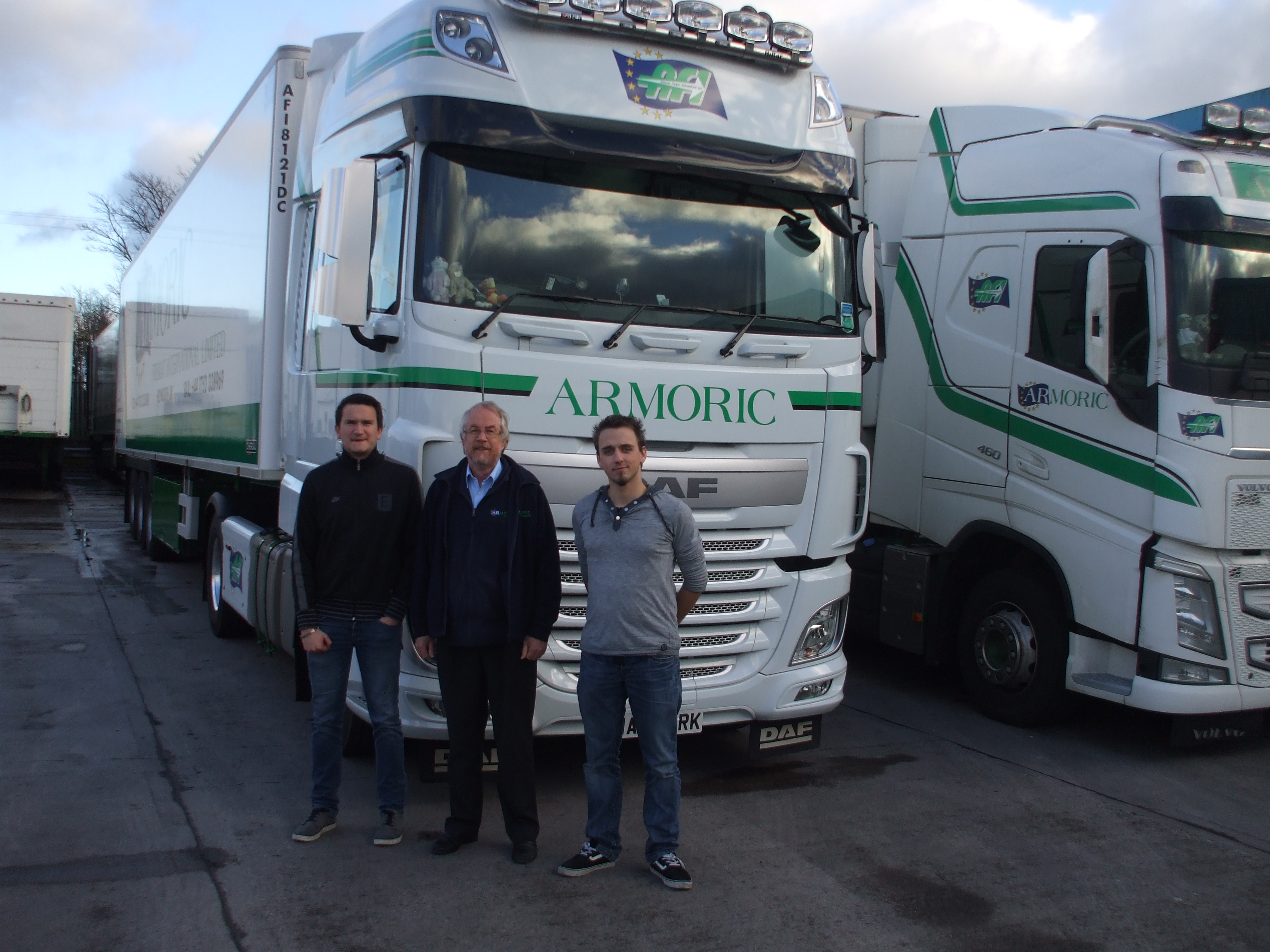 BTS | Deux élèves de BTS Transport et Prestations Logistiques en stage ...